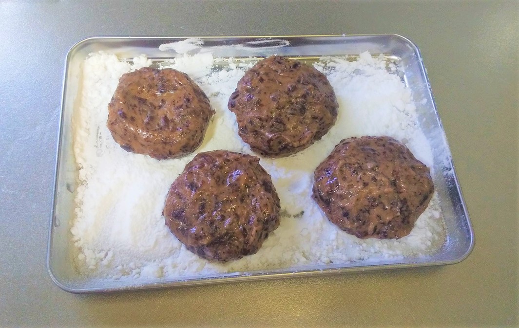 ゆかり餡の薄焼ききんつば｜介護食とカラダのコラム＆レシピ｜食事の相談窓口サイト【ごはんde笑顔そして健康】