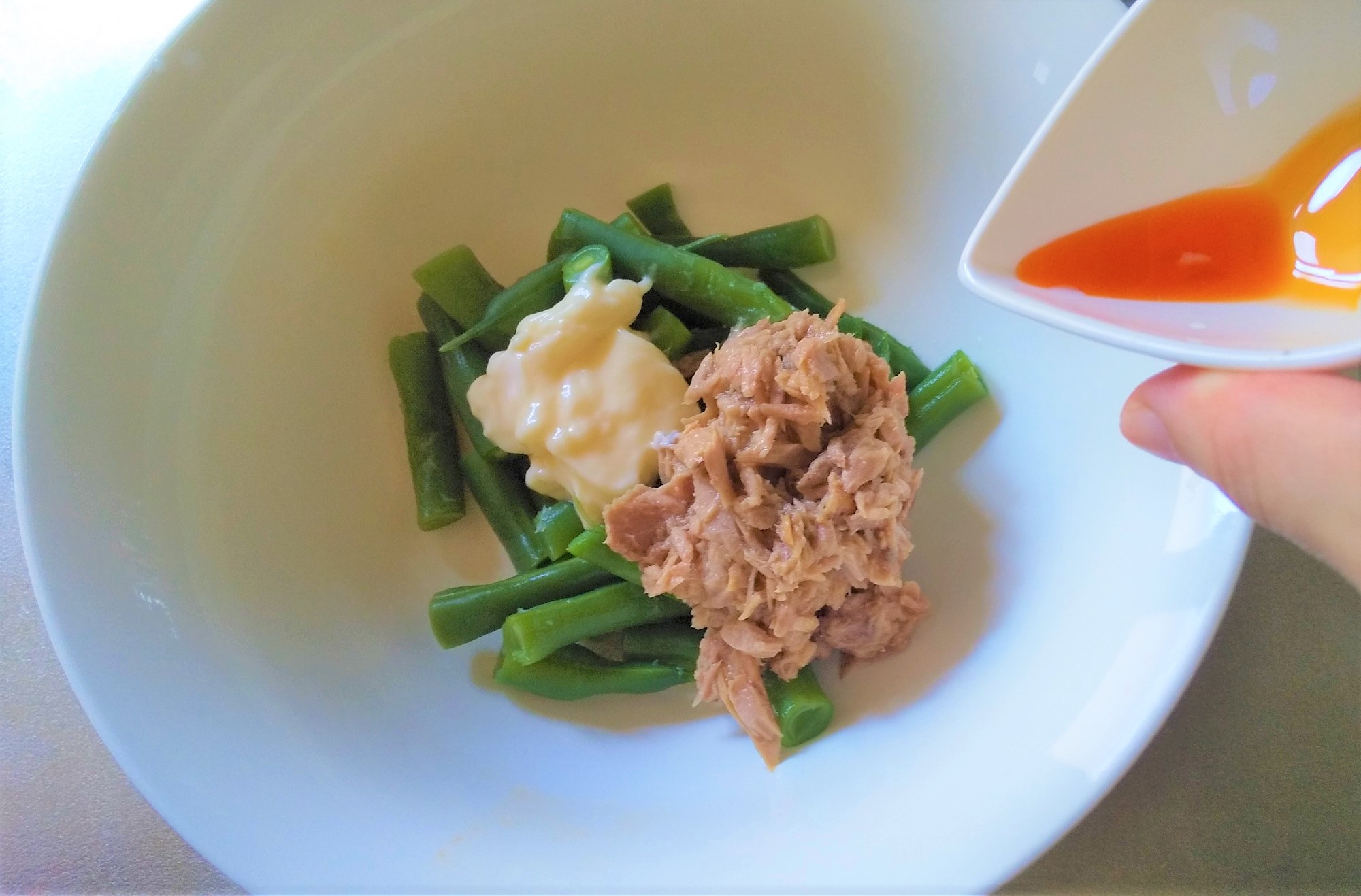 ツナといんげんのピリ辛マヨサラダ｜介護食とカラダのコラム＆レシピ｜食事の相談窓口サイト【ごはんde笑顔そして健康】