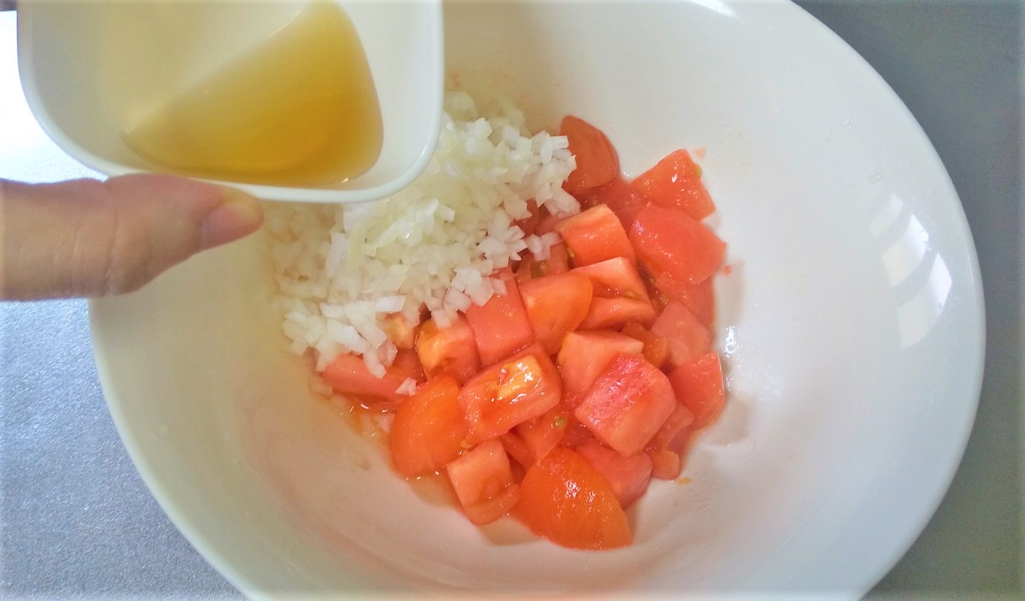 簡単！トマトの和風冷菜｜介護食とカラダのコラム＆レシピ｜食事の相談窓口サイト【ごはんde笑顔そして健康】